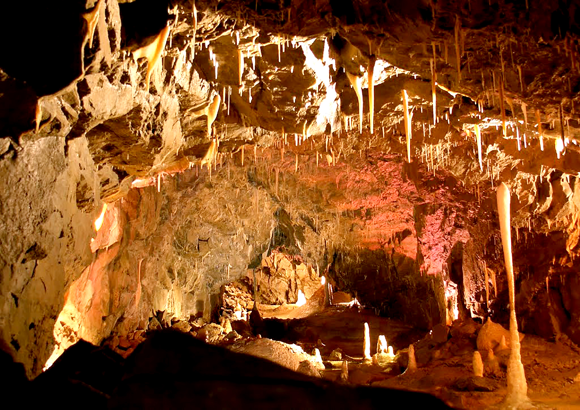 Stump Cross Carverns | Tell a Story